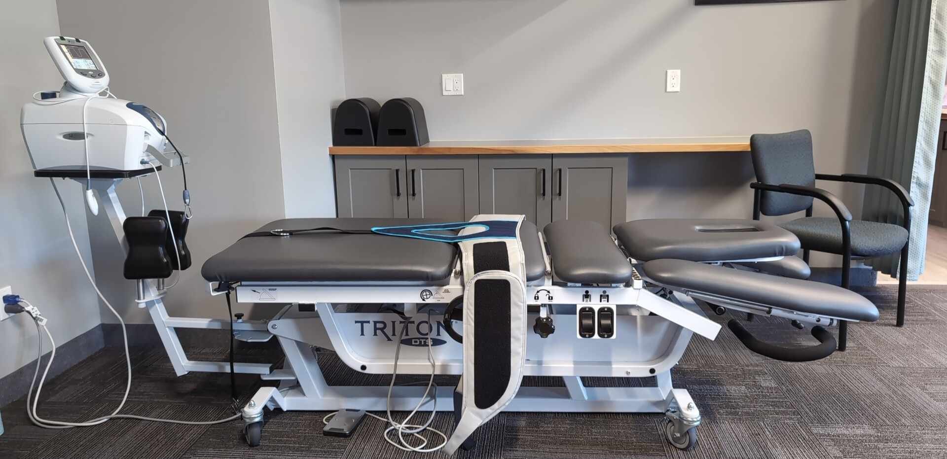 Spinal Decompression - Chiropractic on Eagle, Dr. Jon Saunders